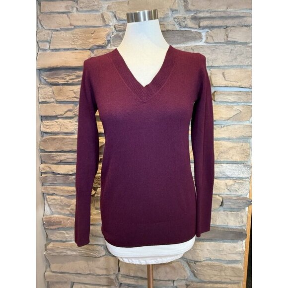 J. Crew | Sweaters | J Crew Womens Maroon V Neck 0 Italian Cashmere ...